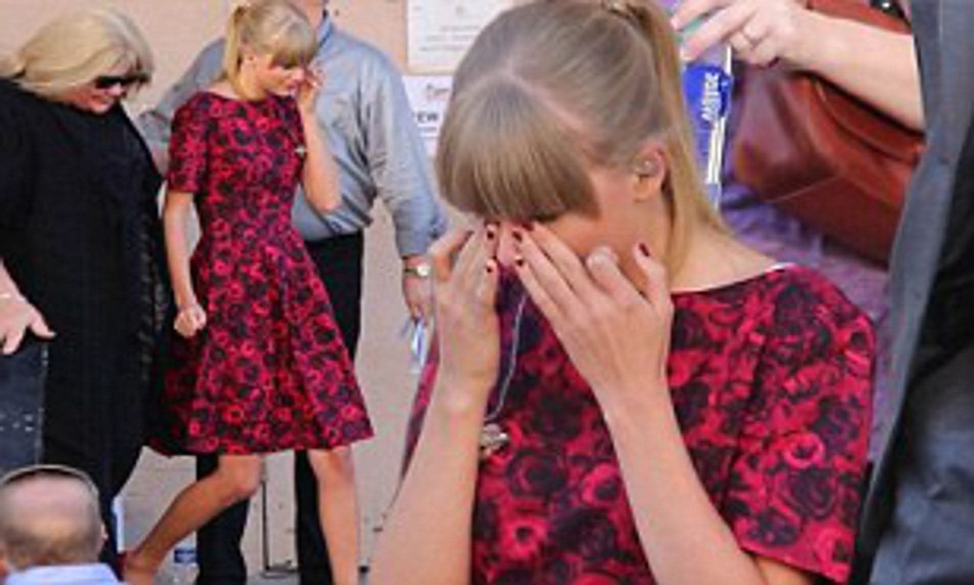 Taylor swift shares tear streaked instagram confession that stunned ...